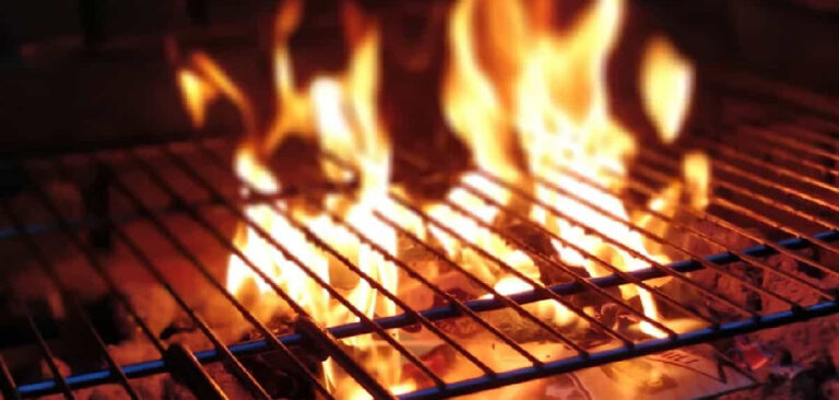 How to Stop Grease Fire on Grill | 6 Useful Instructions (2025)